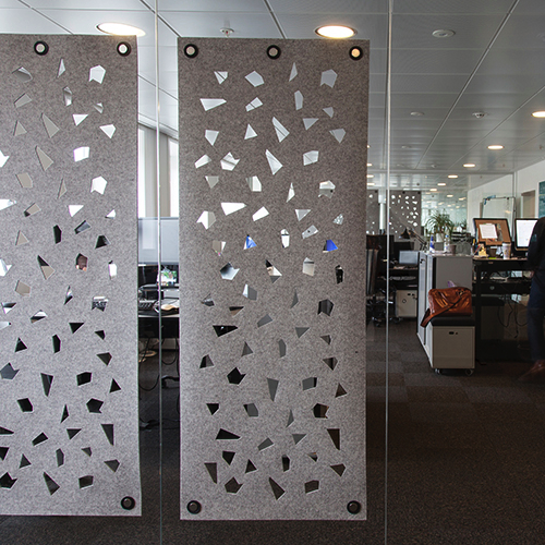 Cover - Akustik til åbne kontorer - Kan hænges på glasvægge
